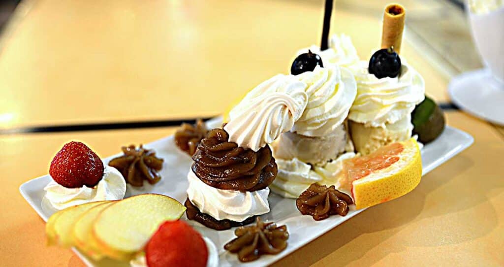 Les glaces artisanales sont fabriquées avec des produits bio